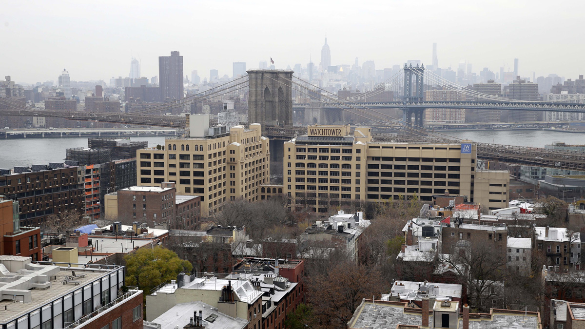 Jehovah’s Witnesses Could Get $1B for Watchtower Building, Other NYC ...