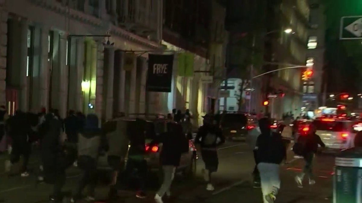 Luxury Stores Looted After Mostly Peaceful 4th Night of Protests – NBC ...