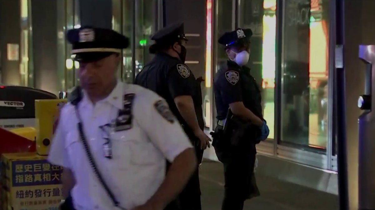 Cleaning Solution Left in Shake Shack Drink Machine Sickens 3 NYPD Cops ...