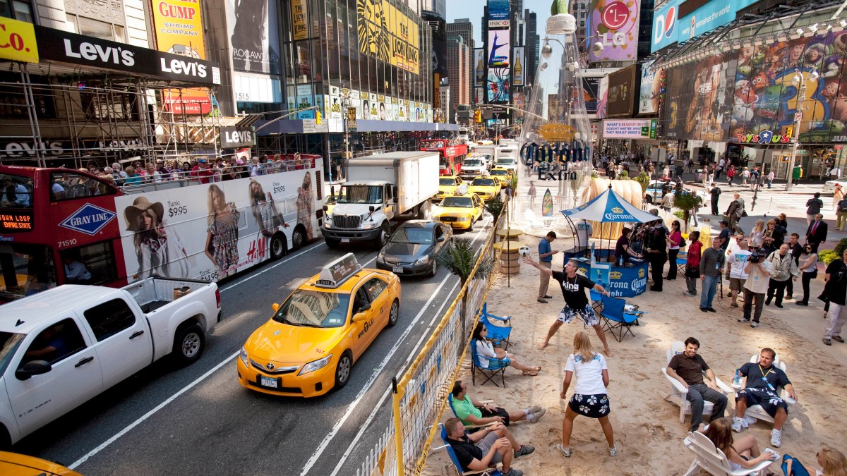 One Month After Failed Times Square Bombing, Life Goes On – NBC New York