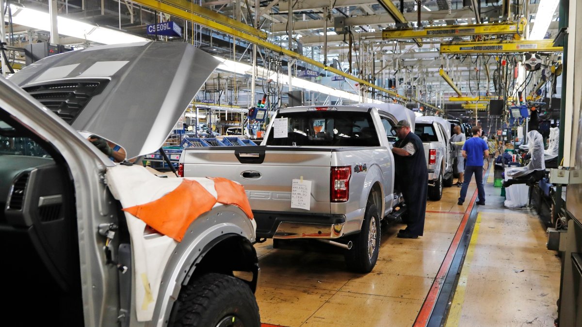 Automakers Shut North American Plants Over Coronavirus Fears – NBC New York