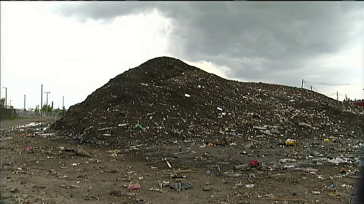 Massive Trash-Filled Snow Piles Still Melting in Boston – NBC New York