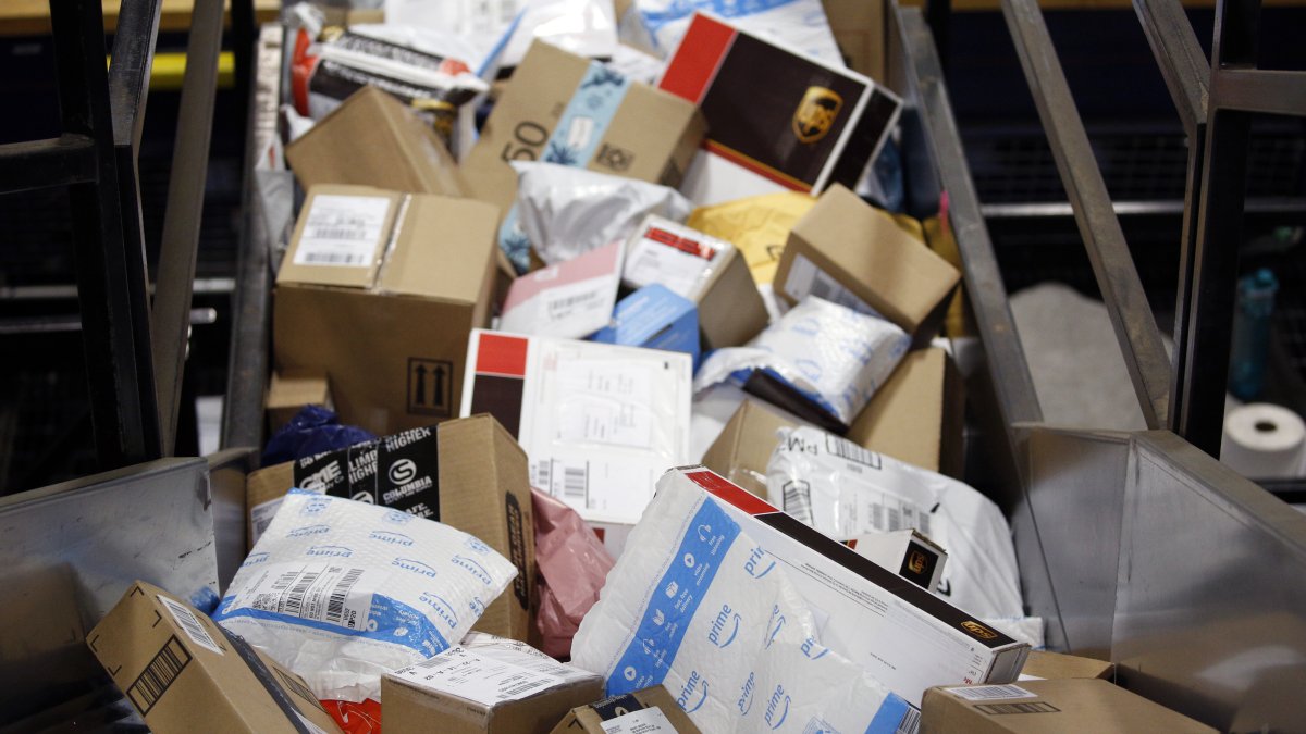 Can You Contract Coronavirus From Delivery Packages? Here’s What ...
