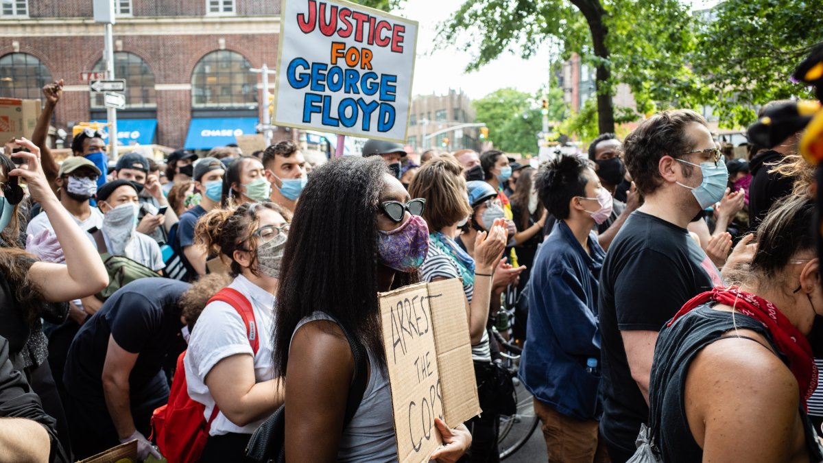 Protesters, NYPD Square Off After Curfew In Brooklyn Following Day of ...