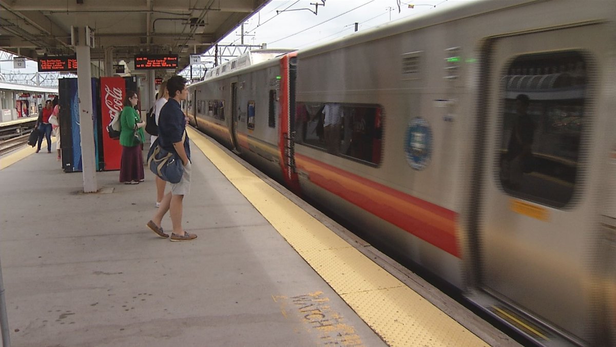 Metro-North trains on the New Haven Line experiencing delays after ...