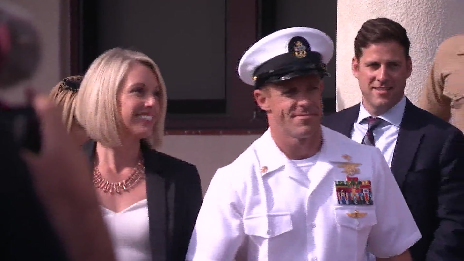 Retired Navy SEAL Edward Gallagher Sues Navy, New York Times Reporter ...