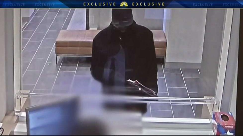 New Video Shows Serial NYC Bank Robber Make Getaway – NBC New York