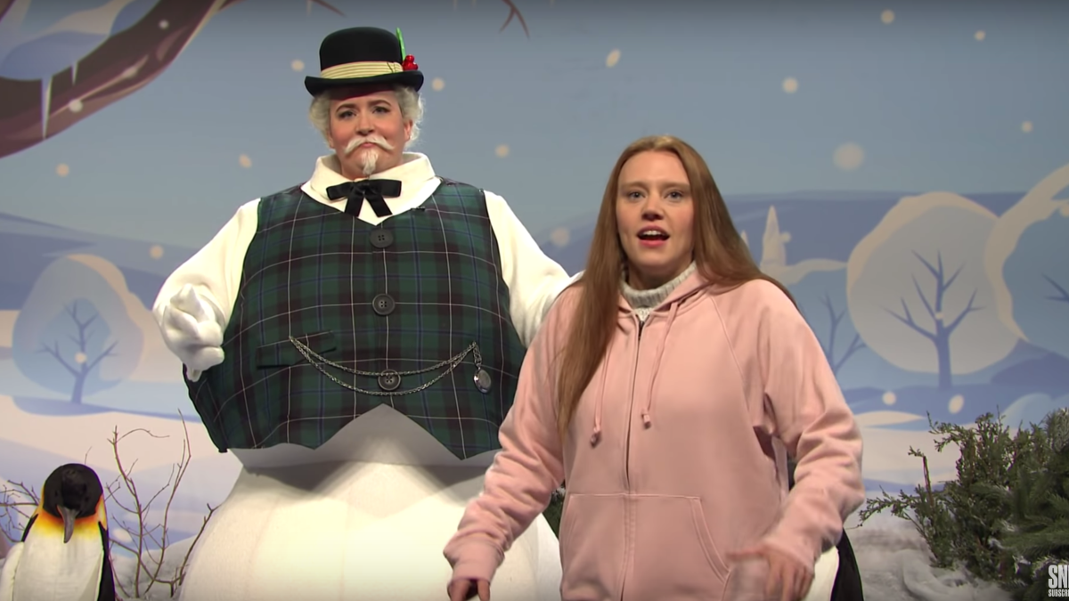 ‘SNL’ Takes on Holiday Season With Scarlett Johansson as Host – NBC New ...