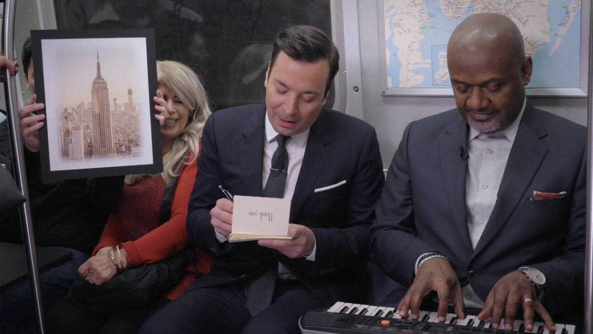 ‘Tonight’: Thank You Notes to Times Square Mascots, Empire State ...