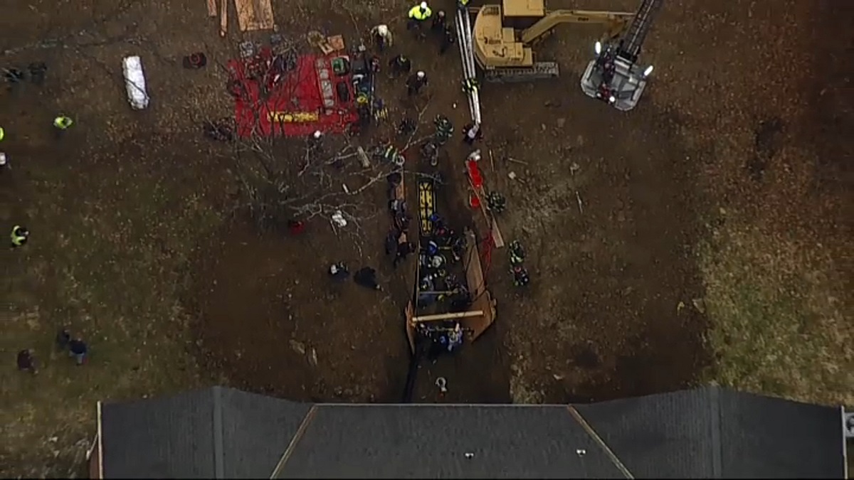 Crews Rescue 2 Men Trapped After Trench Collapse in Poughkeepsie – NBC ...