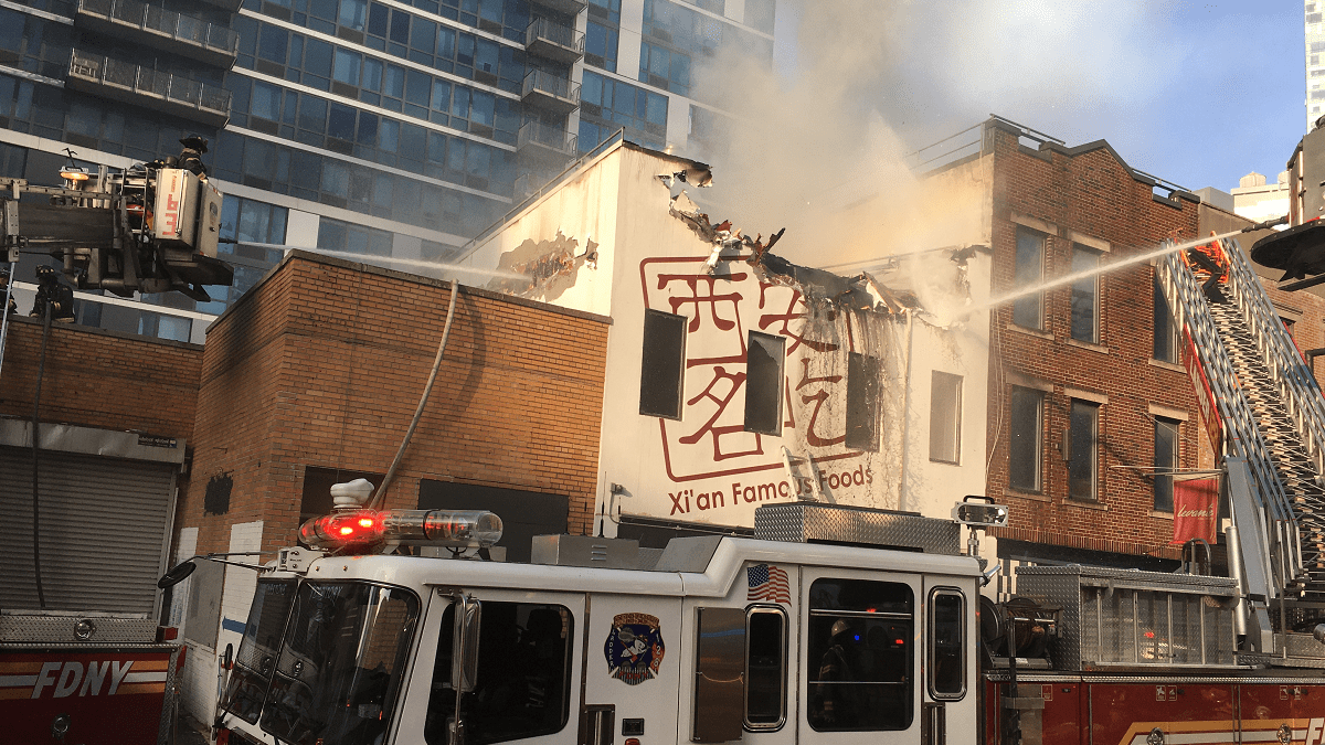 Massive Fire Engulfs Queens Outpost of Popular Chinese Restaurant – NBC ...