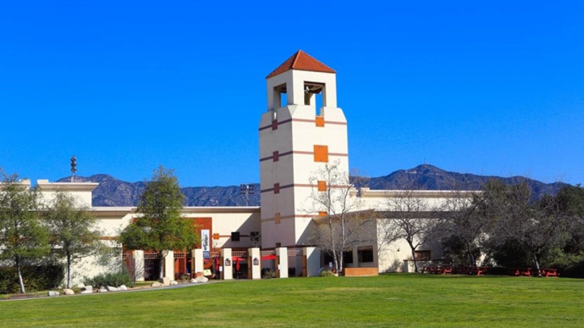 Residents wait to return home after LA wildfires – NBC New York