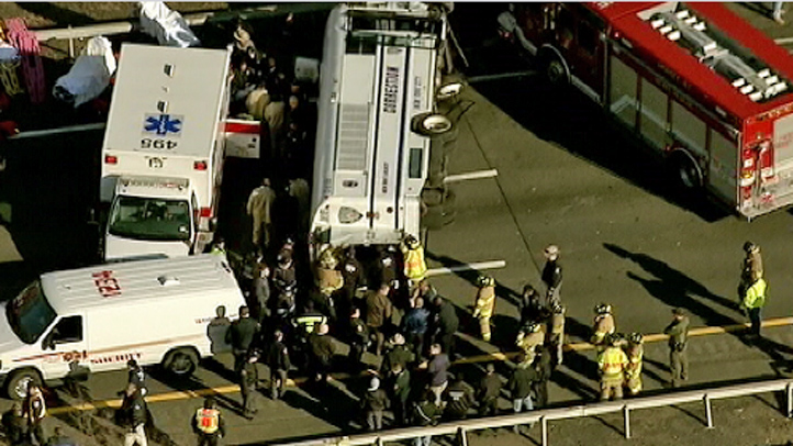 Prison Bus With 16 Inmates Overturns on NY State Thruway – NBC New York