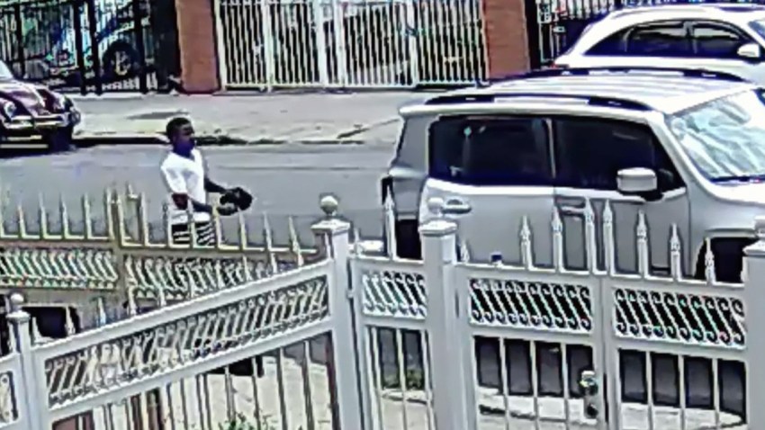 Man Wanted in NYC Chain-Snatching Spree: NYPD – NBC New York