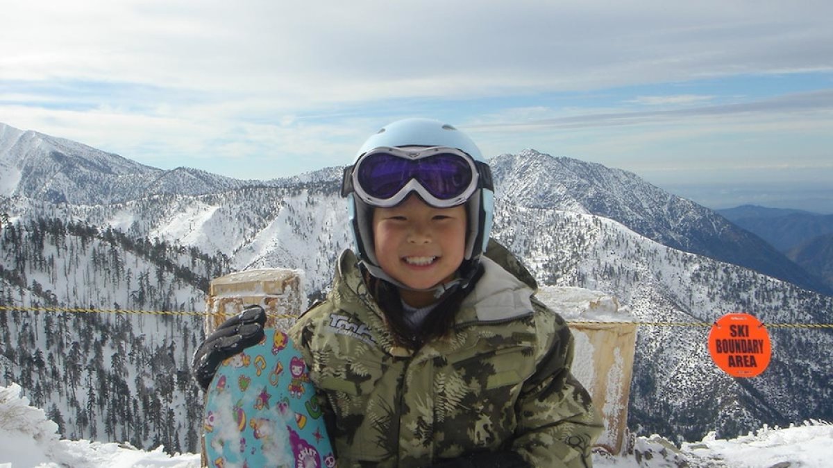 Chloe Kim injury doesn’t shake three-peat Olympic chance – NBC New York