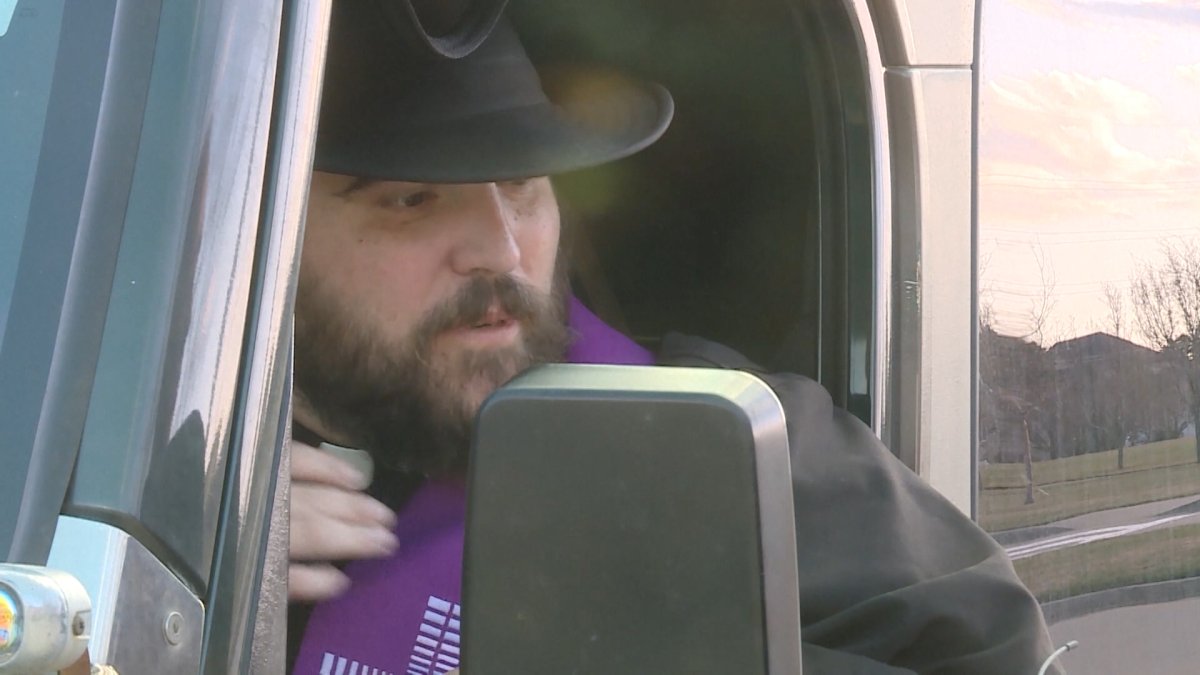 Utah Priest Holds Drive-Up Confession – NBC New York