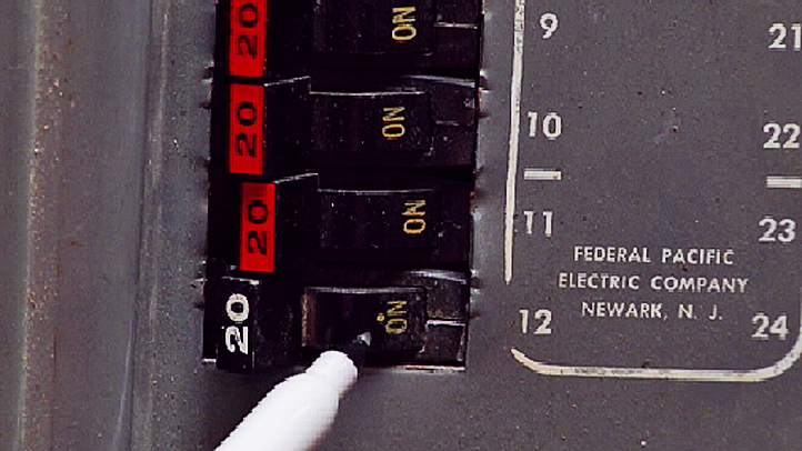 I-Team: Faulty Circuit Breakers in Thousands of Homes Could Cause Fire ...