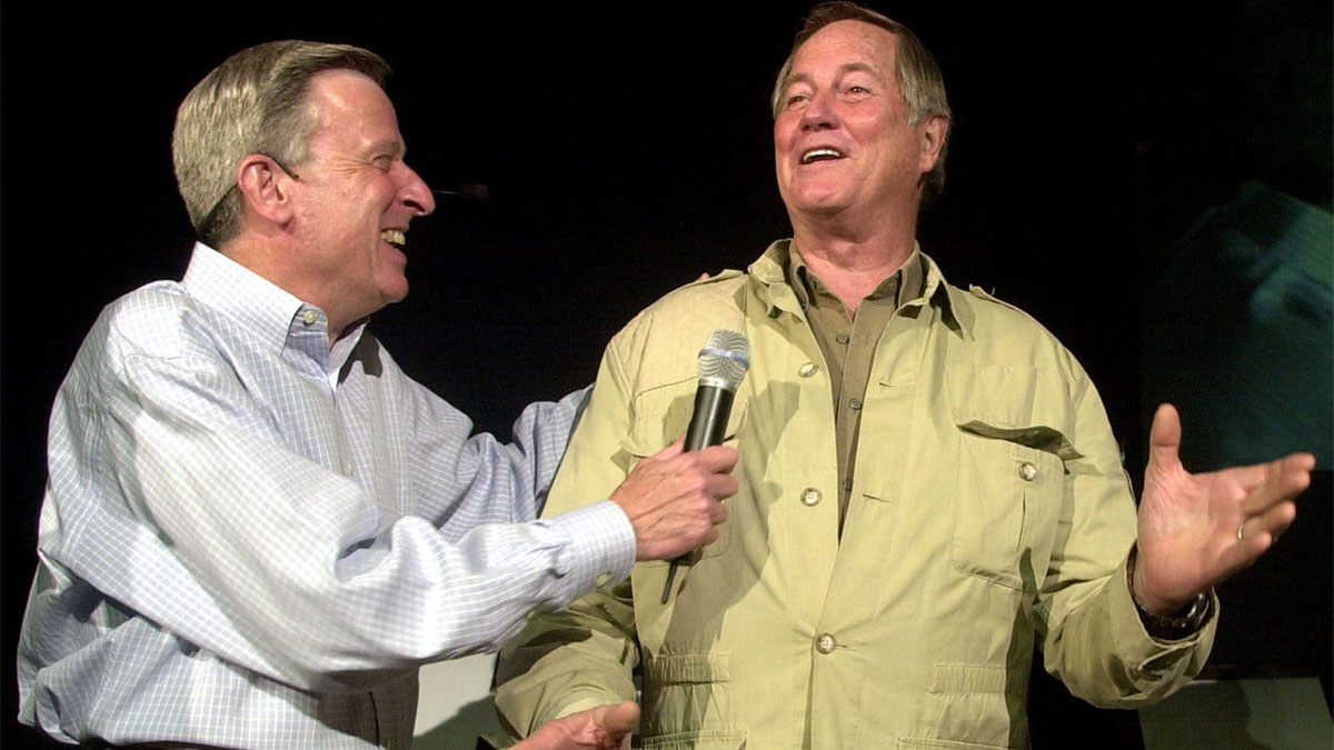 Jim Fowler, Former Host of ‘Wild Kingdom,’ Dies at 89 – NBC New York