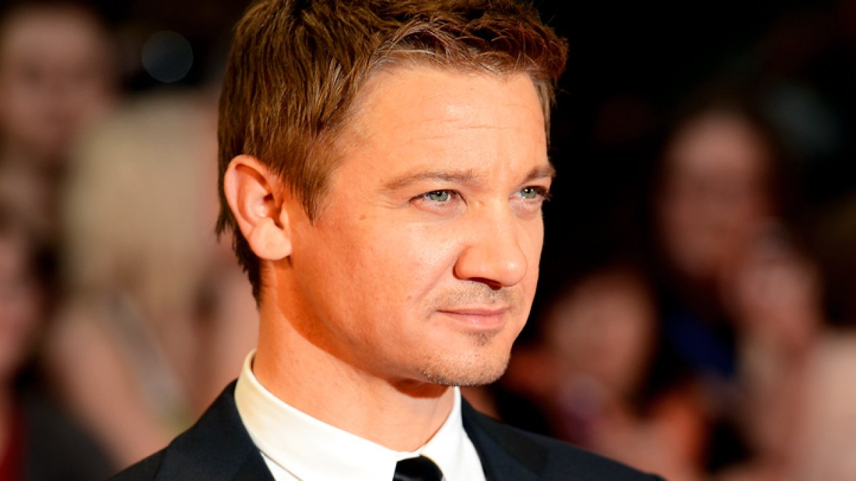 Jeremy Renner Reveals He Broke More Than 30 Bones in Snowplow Accident ...