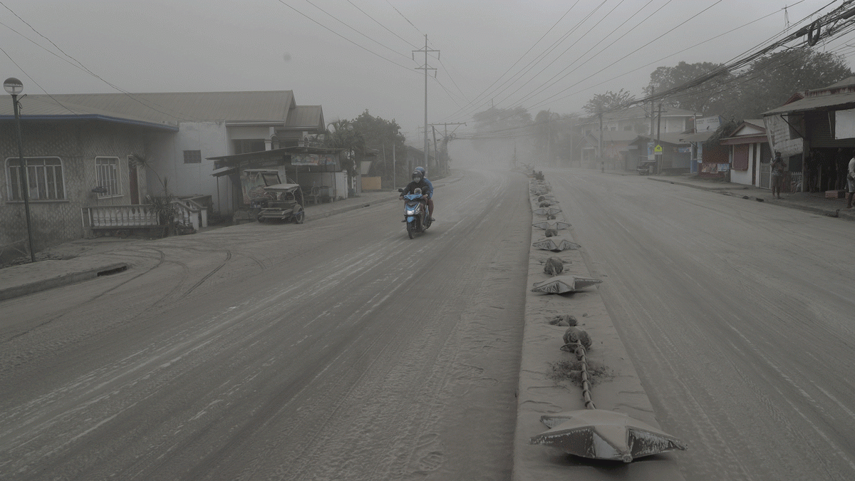 Lava Gushes From Volcano Near Manila, Tens of Thousands Flee – NBC New York