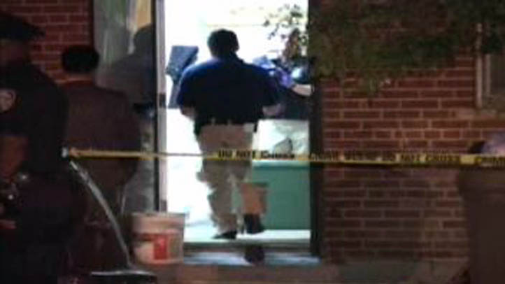 Man, Woman Found Beaten, Dead in Queens Home – NBC New York