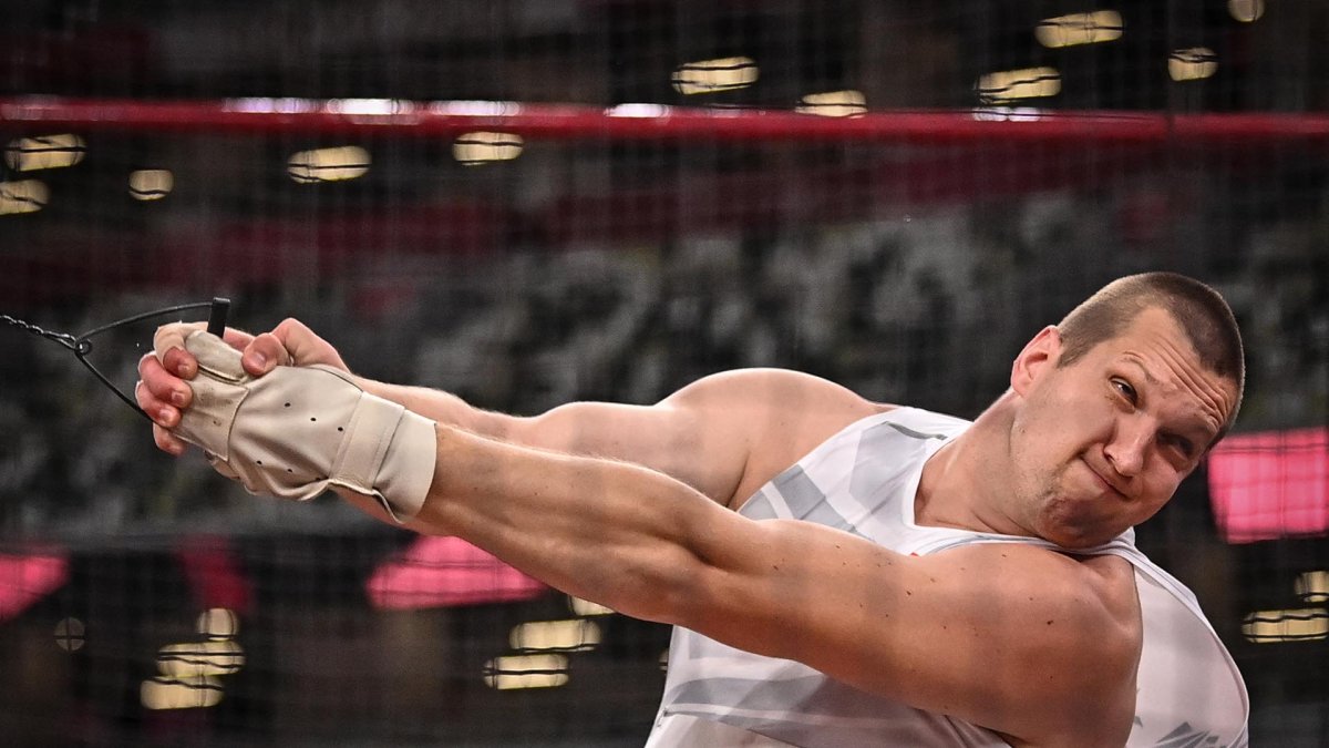 Poland’s Nowicki Wins Gold Medal in Men’s Hammer Throw – NBC New York