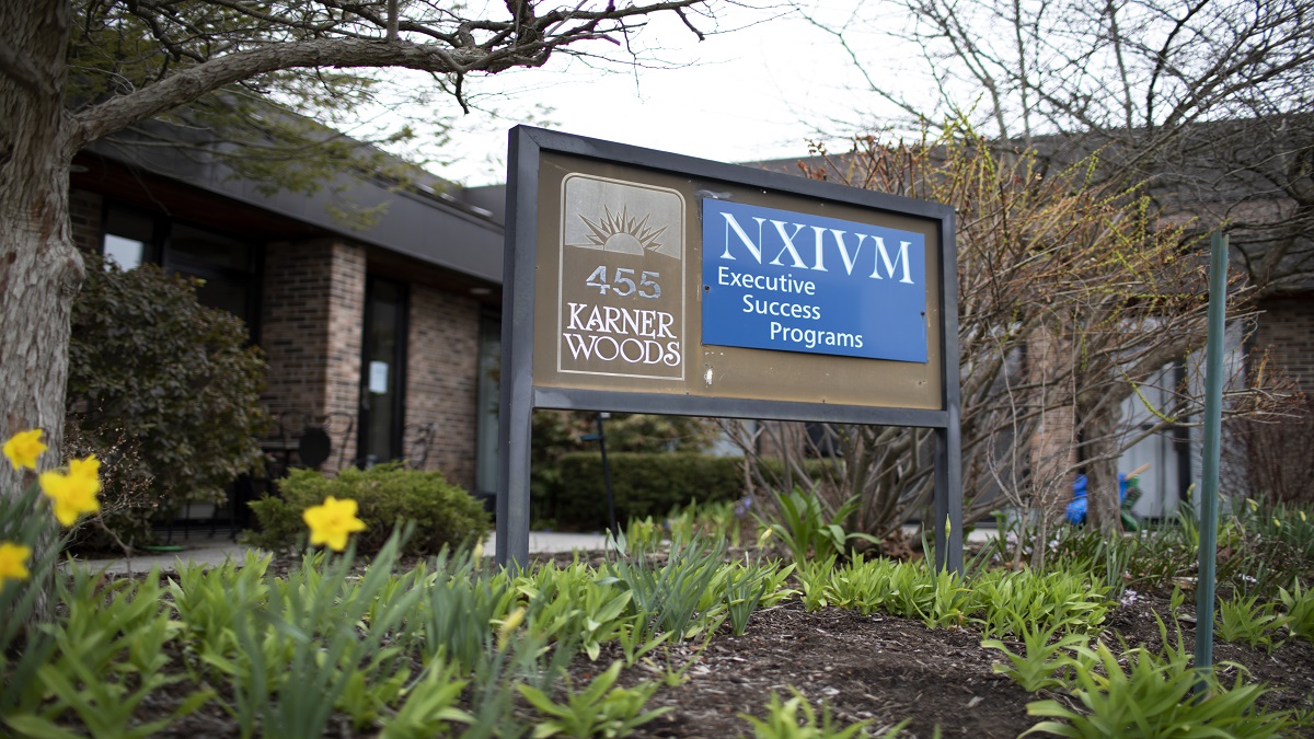 NXIVM Sex Cult Member Who Cooperated With Authorities Avoids Prison ...