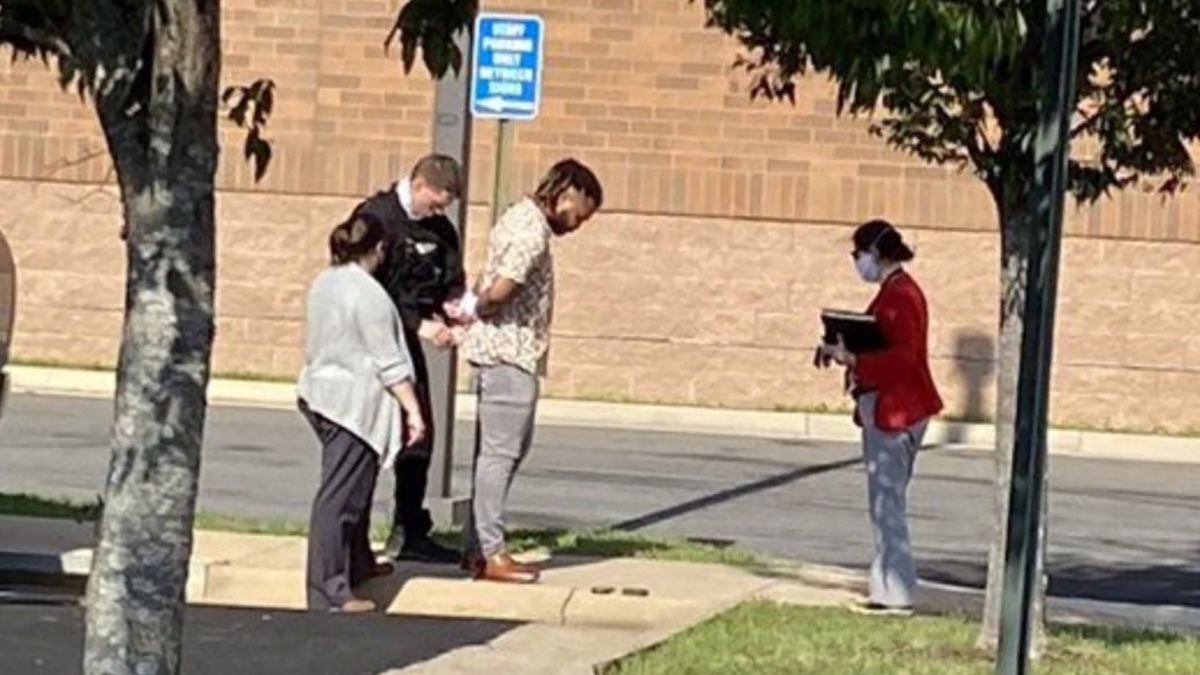 Washington Releases Running Back Guice After Domestic Violence Arrest ...