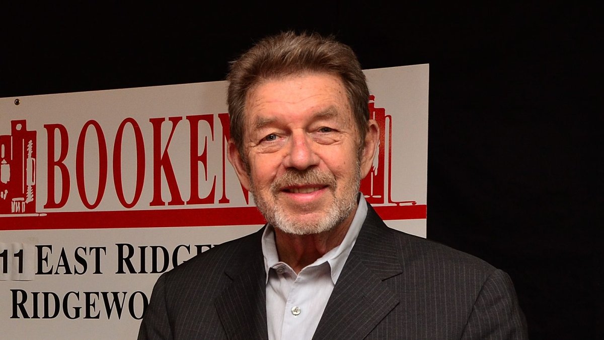 Pete Hamill, Legendary New York Columnist and Novelist, Dies – NBC New York