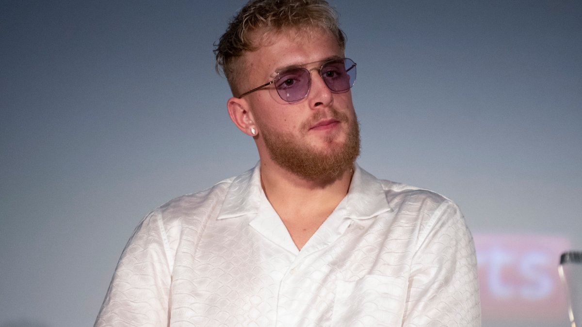 FBI Serves Search Warrant at Calabasas Mansion of YouTube Star Jake ...