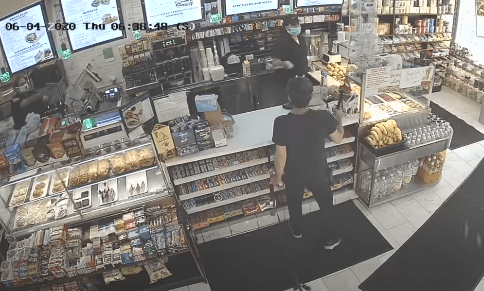 Video: Man Left Knife, Had Bottle in Hand When NYPD Shot Him – NBC New York