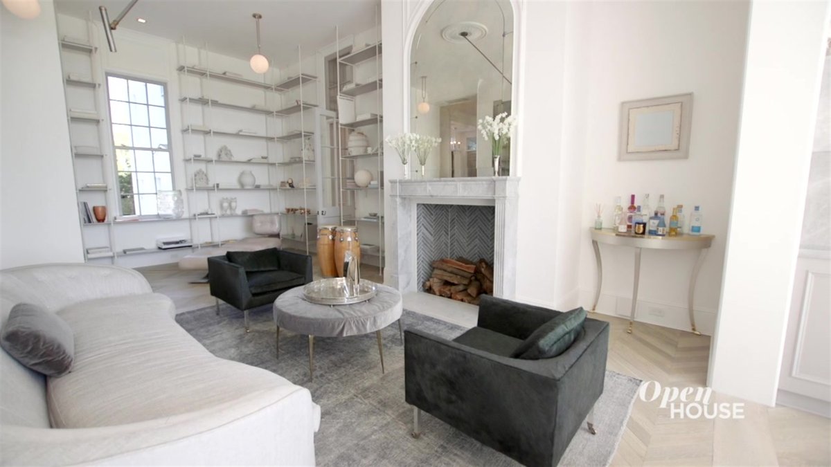 A Sophisticated and Modern Estate in Brentwood – NBC New York