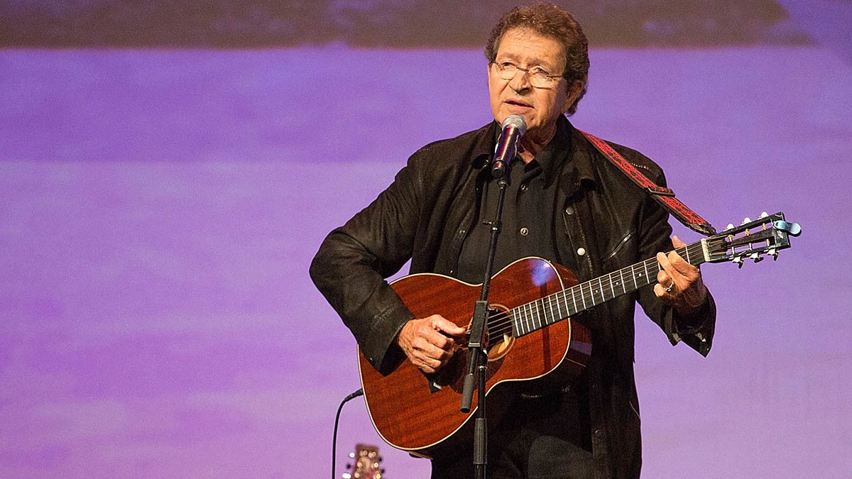Country Star and Hit Elvis Songwriter Mac Davis Dies at 78 – NBC New York