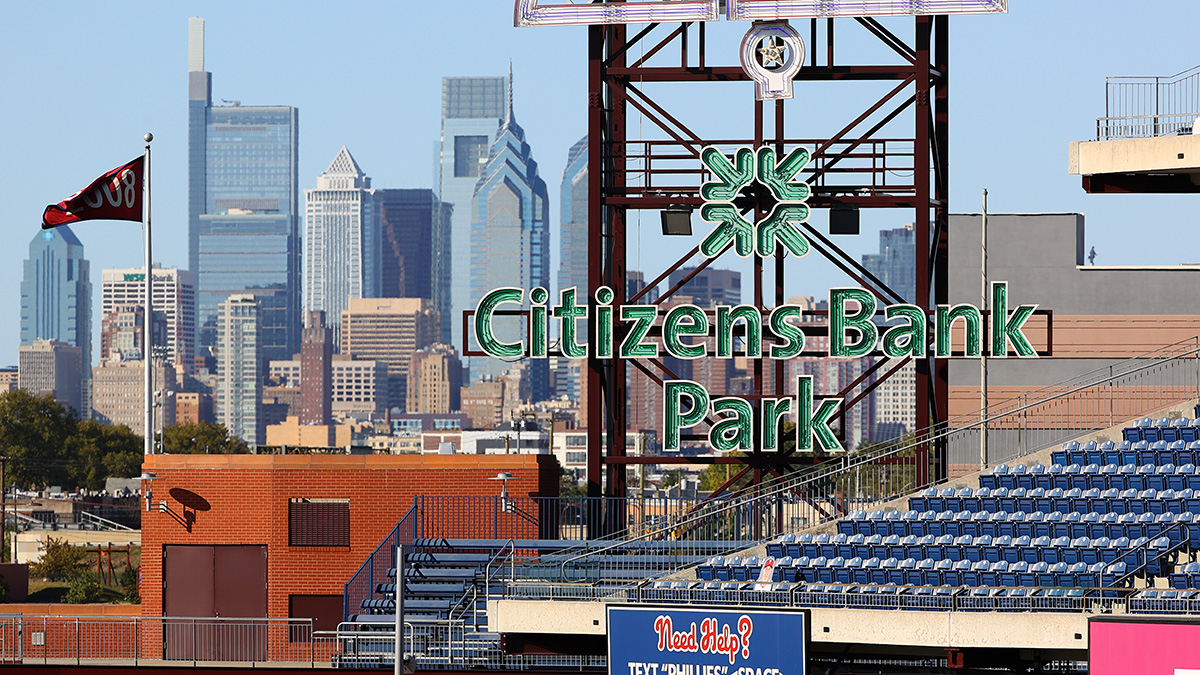 Fan Falls Into Bullpen During Red Sox-Phillies Game in Philadelphia ...