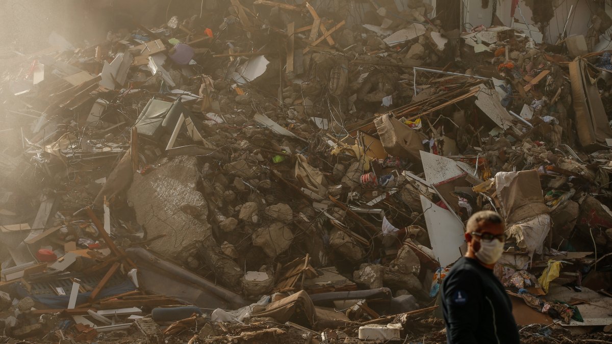 Turkish Rescuers Pull Girl From Rubble 4 Days After Quake – NBC New York