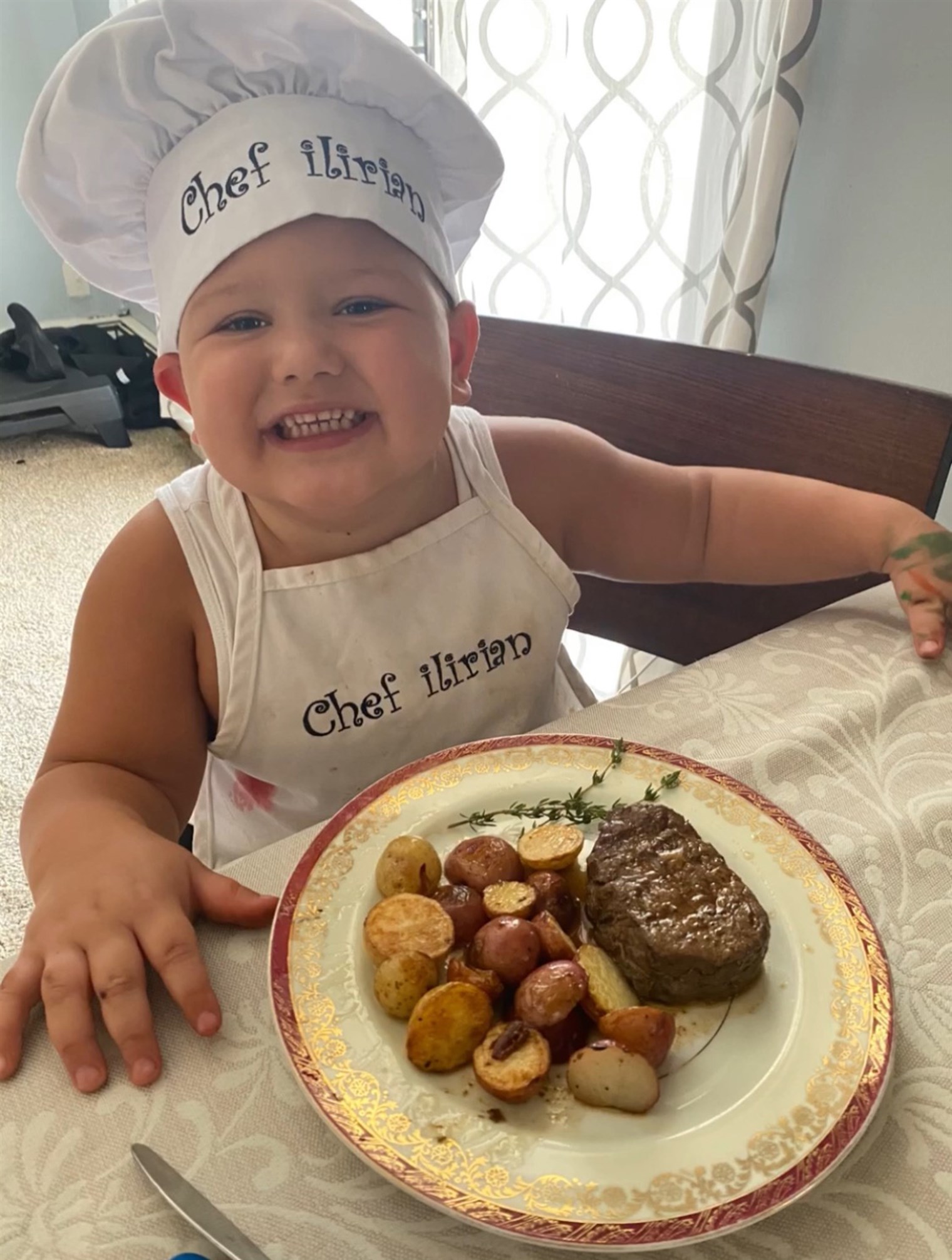 Toddler Chef Ilirian Is a Vegetable-Chopping Champion – NBC New York