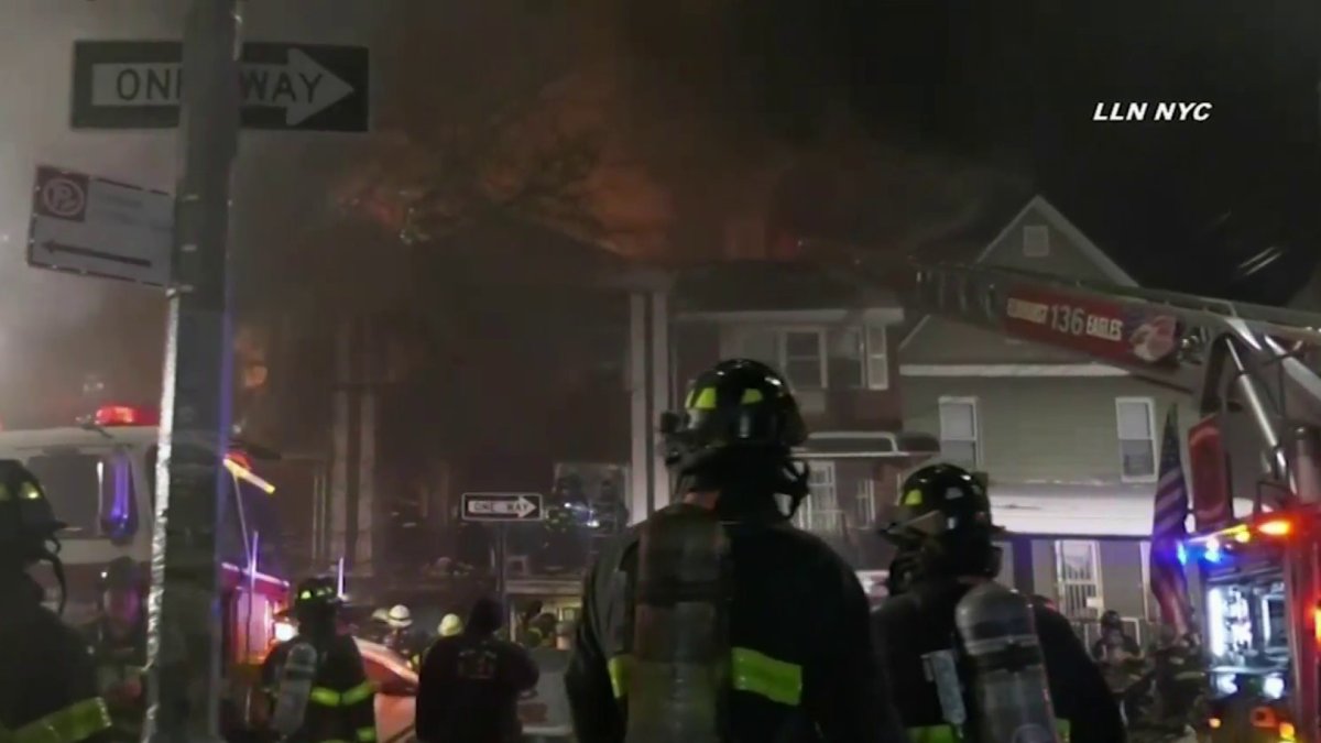3 Dead, 2 Firefighters Injured in Raging Queens Fire – NBC New York
