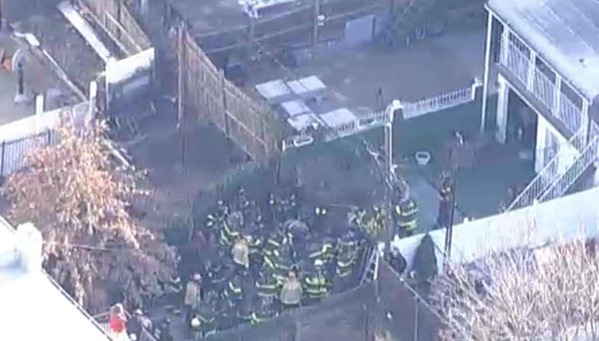 1 Dead, 2nd Worker Rescued After Wall Collapse in Brooklyn: Officials ...