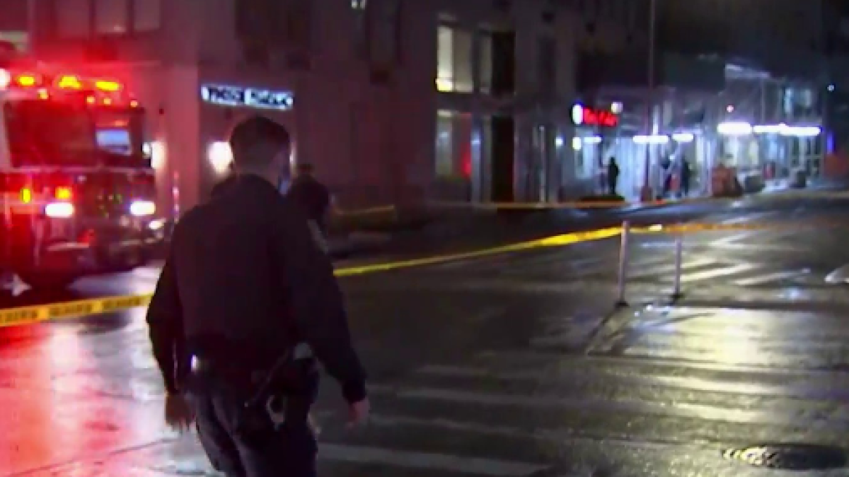 Window Falls From 82-Story Luxury Midtown Condo Tower Amid Strong Wind ...