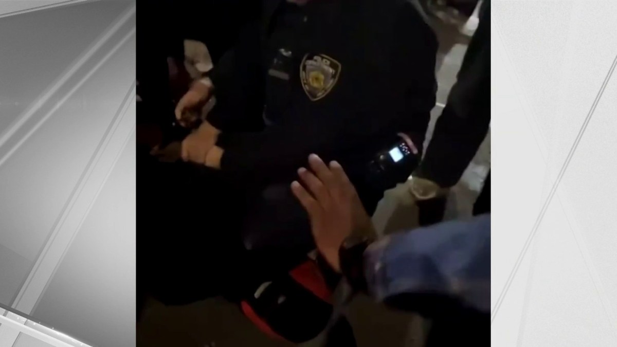 Man Whose Neck Was Kneeled On For Over A Minute By Nypd Officer During Arrest Speaks Out Nbc 2270