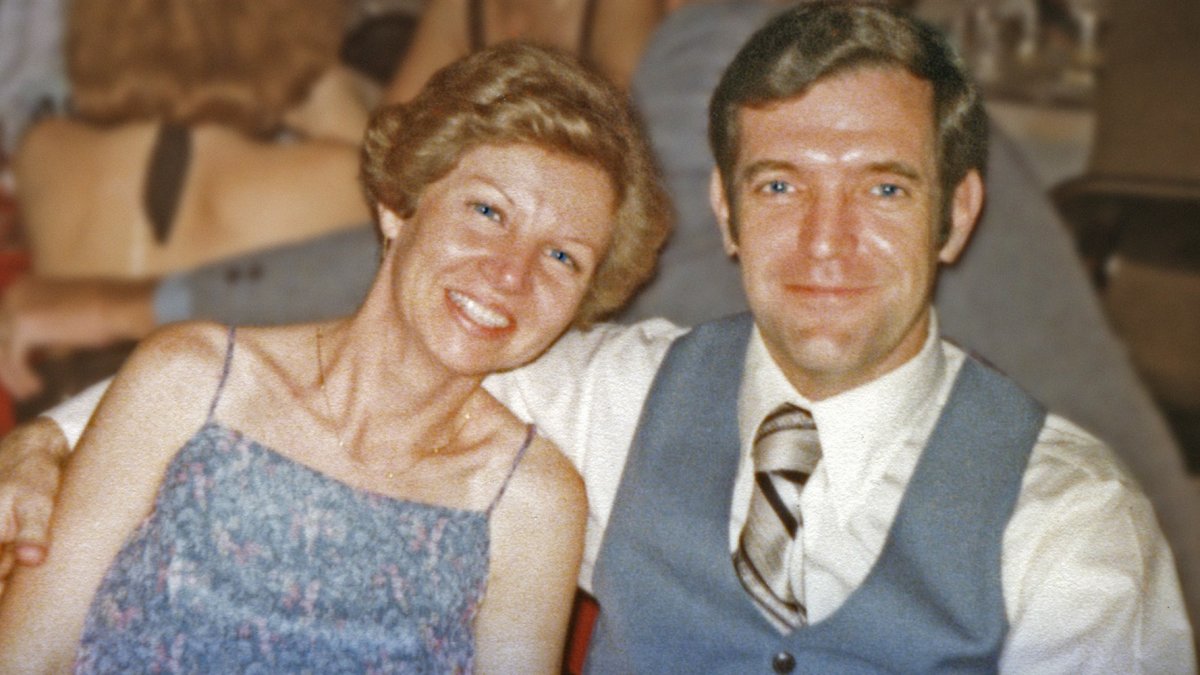 Widow of Challenger Commander Reflects on Fated Mission 35 Years Later ...