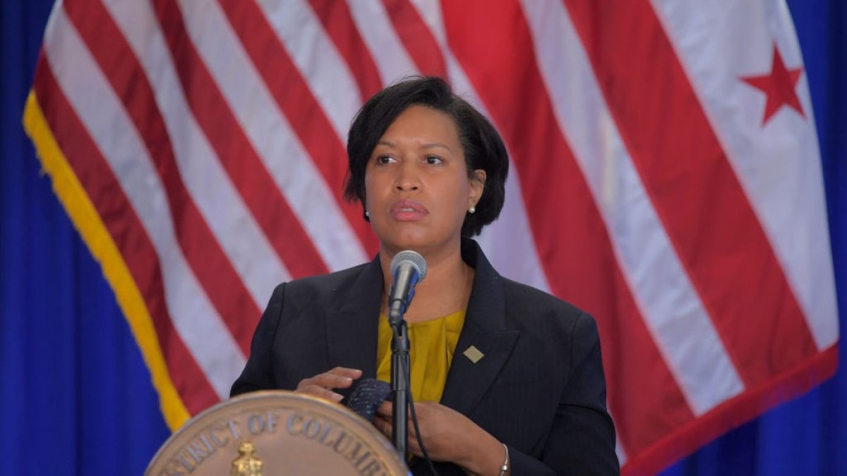 DC Mayor’s Sister Dies of COVID Complications – NBC New York