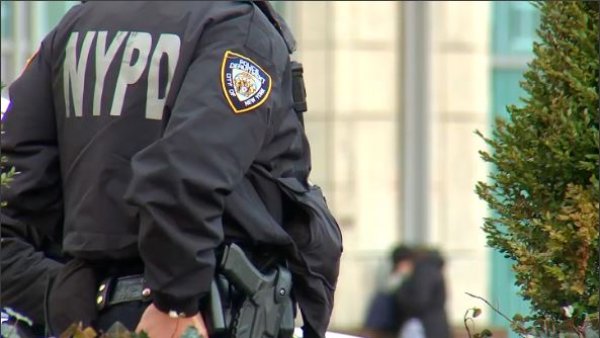 NYPD cop charged for Bronx chokehold that caused man to pass out – NBC ...
