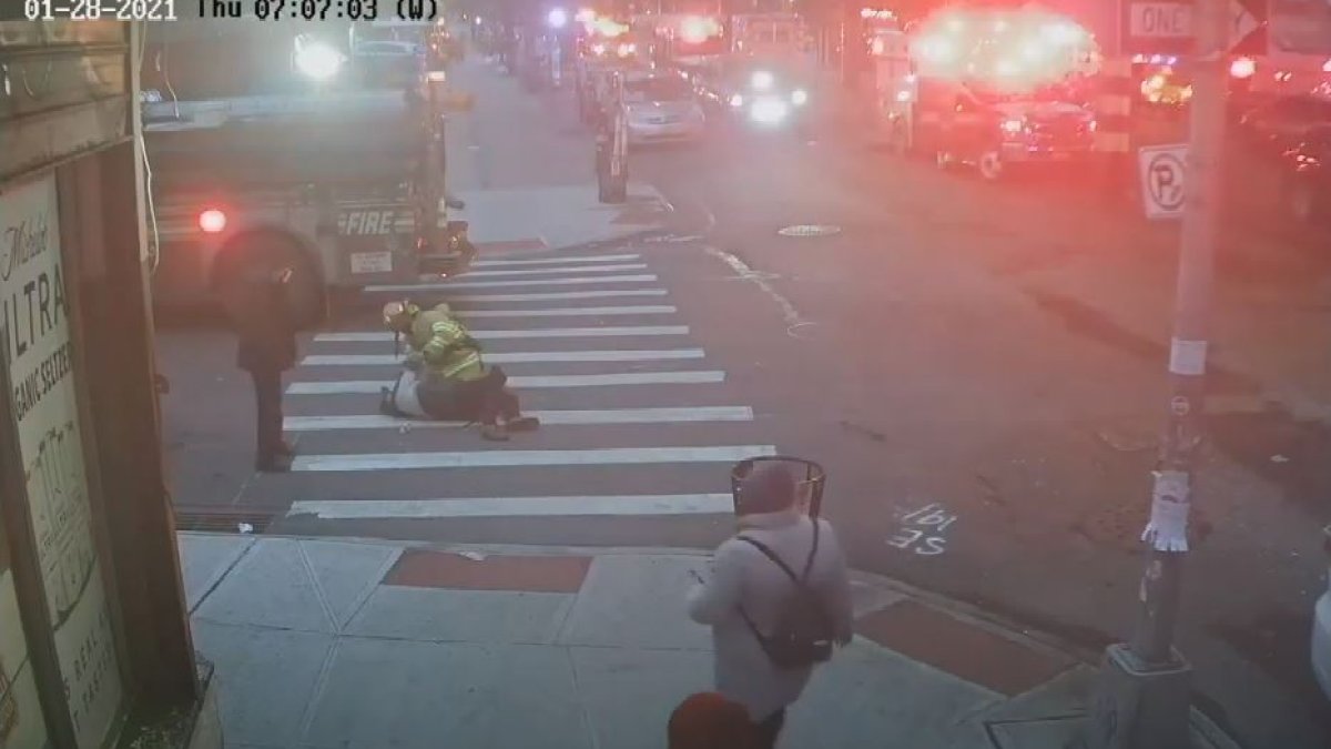 Bronx DA Drops Charges Against Man Accused of Sexually Assaulting EMT ...