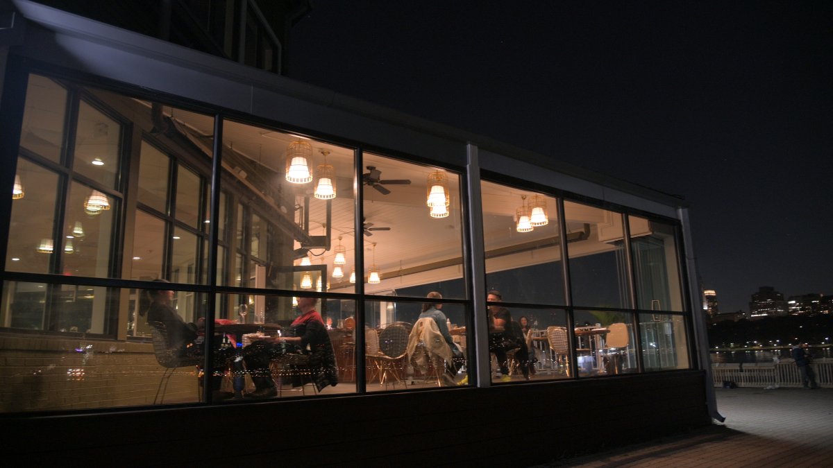 Murphy Signs Bill Extending Outdoor Liquor Permit Deadline – NBC New York