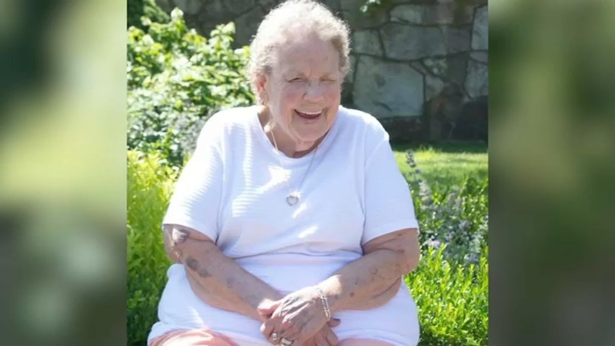 Woman Says Grandmother’s Wedding Ring Stolen From Hand as She Died From ...