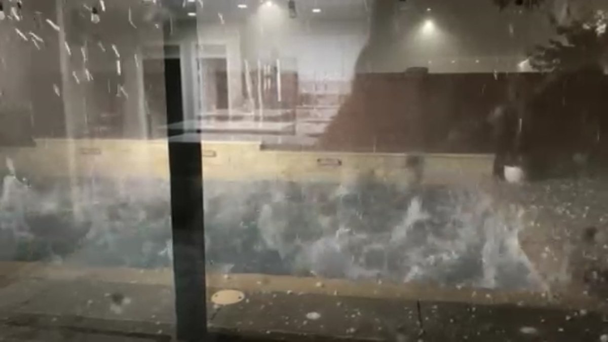 Hail Storm Pounds North Texas Swimming Pools – NBC New York
