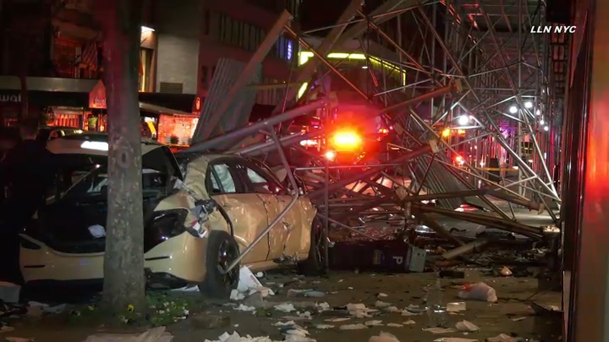 NYC Scaffolding Collapses in High-Speed Mercedes Crash – NBC New York