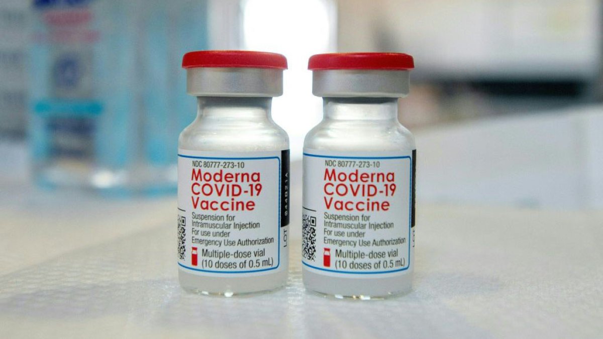 Moderna Seeks FDA Authorization for 4th Dose of COVID Shot – NBC New York