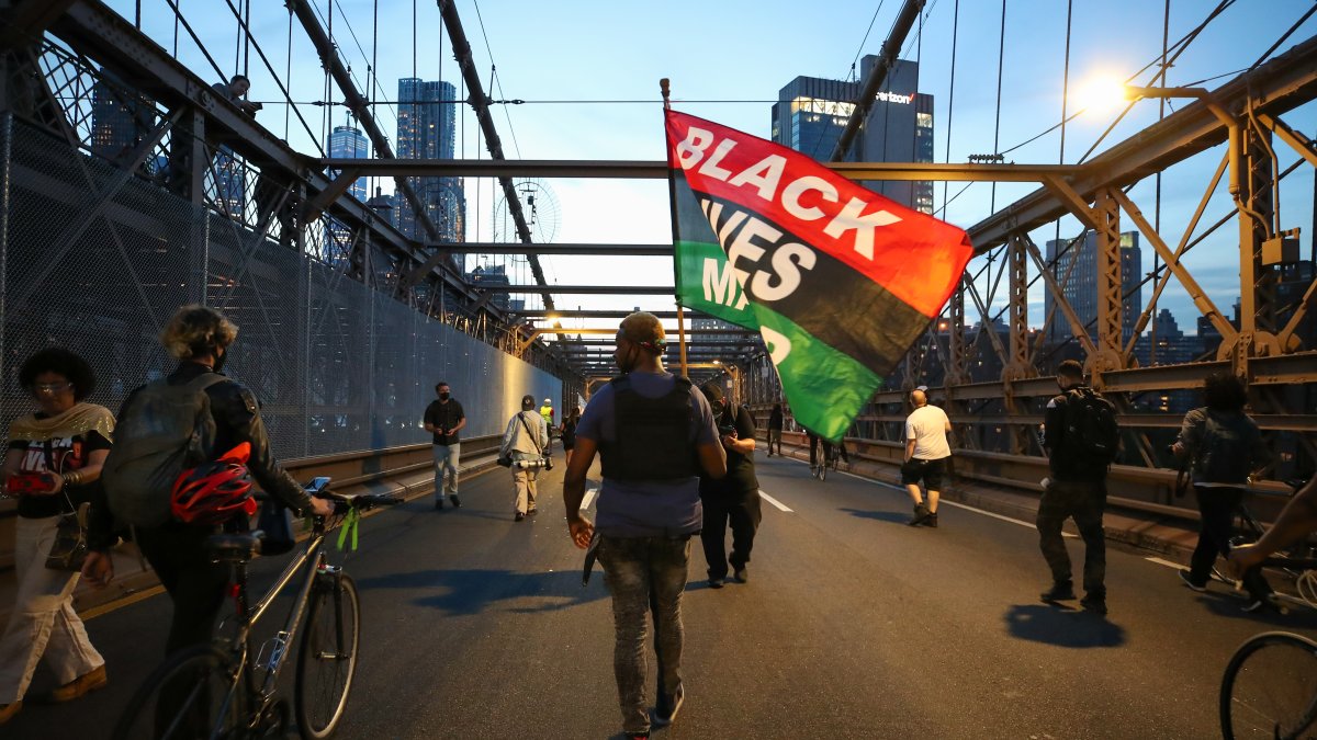 Driver Injures Two Protesters on Brooklyn Bridge; NYPD Vehicle ...